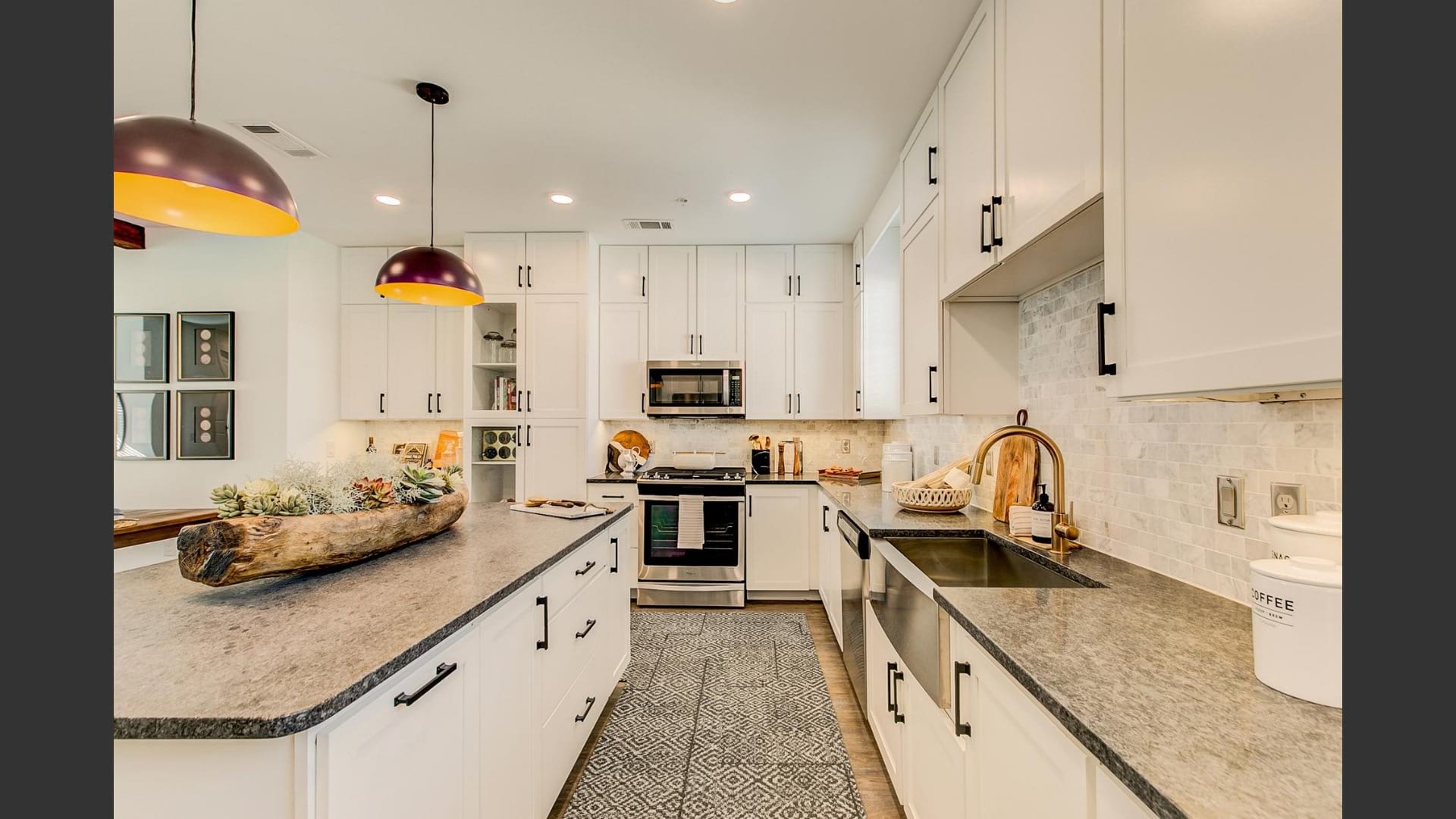 Preston Hollow Townhomes and Homes | Gallery | Elan Inwood