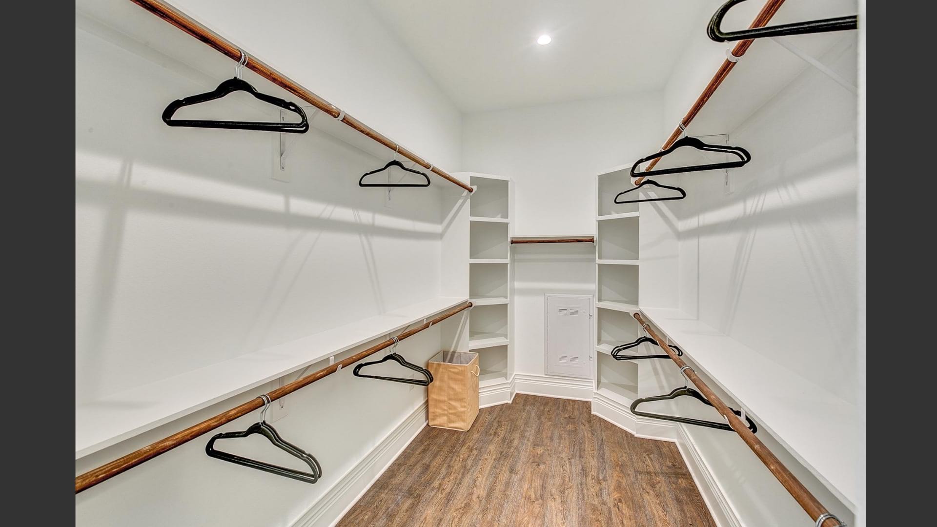 Preston Hollow Townhomes and Homes | Gallery | Elan Inwood