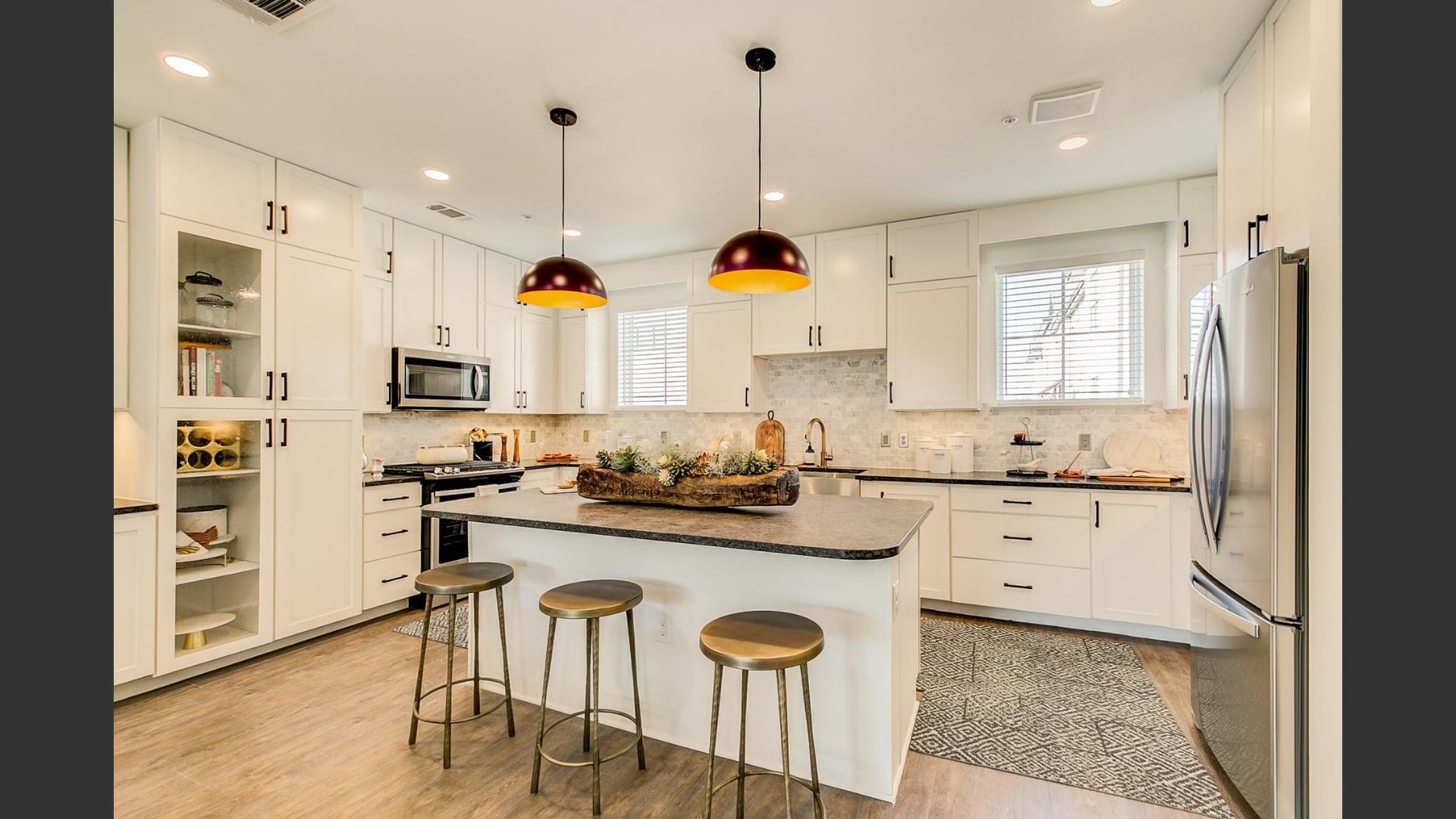 Preston Hollow Townhomes and Homes | Gallery | Elan Inwood